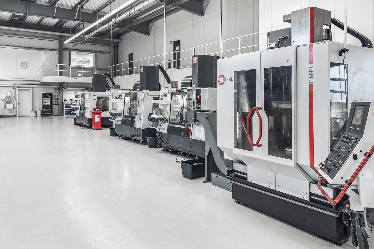 Manufacturing | PTUmedical – Implants & Instruments